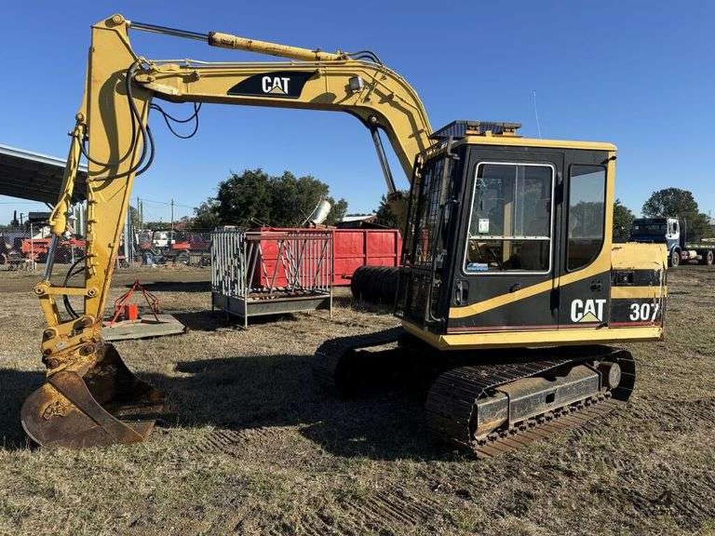 Used Caterpillar Caterpillar 307 Track Excavator Excavator (1021130 ...