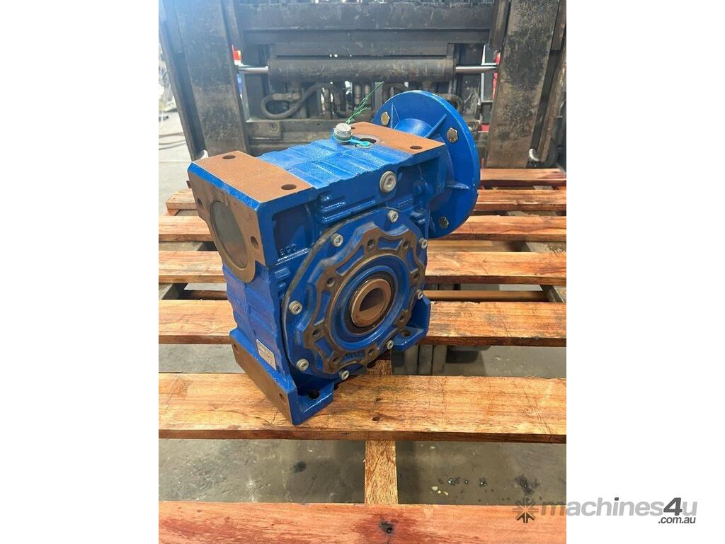 New MOTOVARIO NMRV 110 Gearboxes (1043830) - Listed on Machines4u