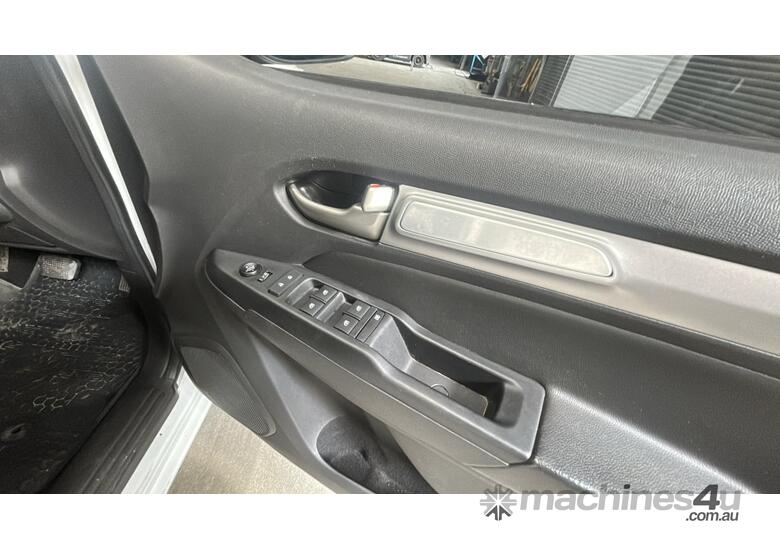 Buy Used 2019 holden 2019 Holden Colorado LS 4x2 RG Dual Cab Ute Ex ...