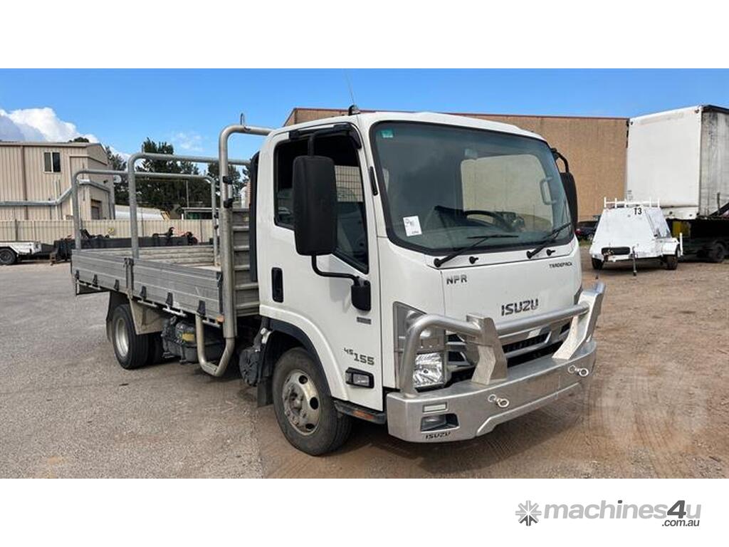 Buy Used Isuzu Isuzu NP 45-155 Trucks (1081530) - Listed on Machines4u