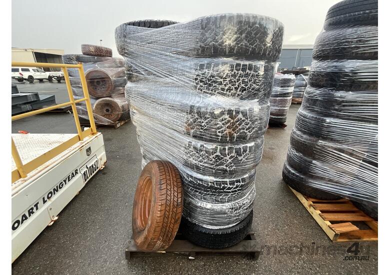 Buy Used Pallet of Assorted Rims and Tyres Truck Rims (1119730 ...