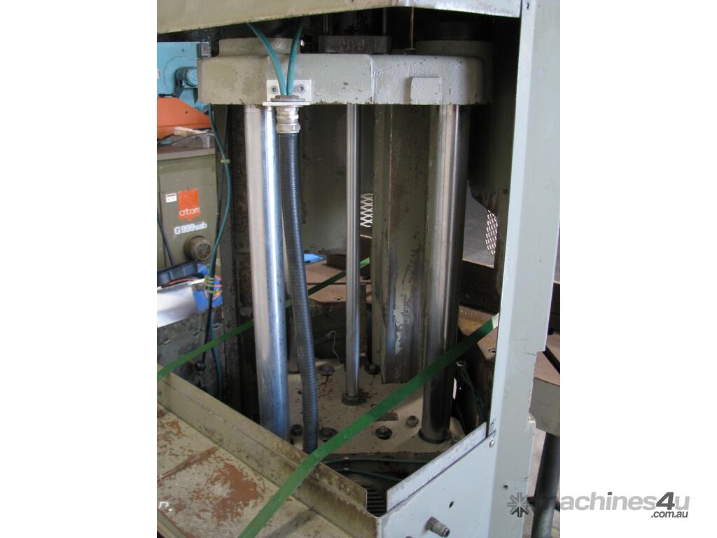 Used elumatec TS107 Vee Notch & Cut Off Saws in BROADMEADOWS, VIC