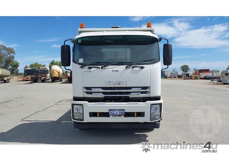 Buy Used Isuzu Isuzu FVR 260 Trucks in , - Listed on Machines4u
