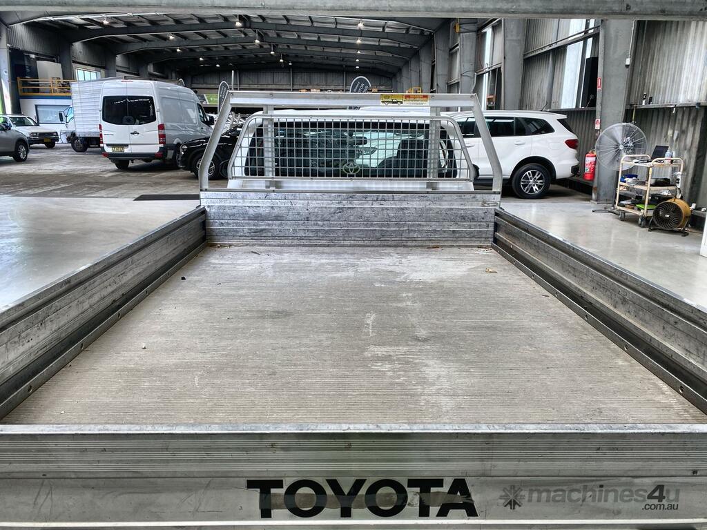 Buy Used 2018 Toyota 2018 Toyota Hilux Workmate Petrol Utes in ...
