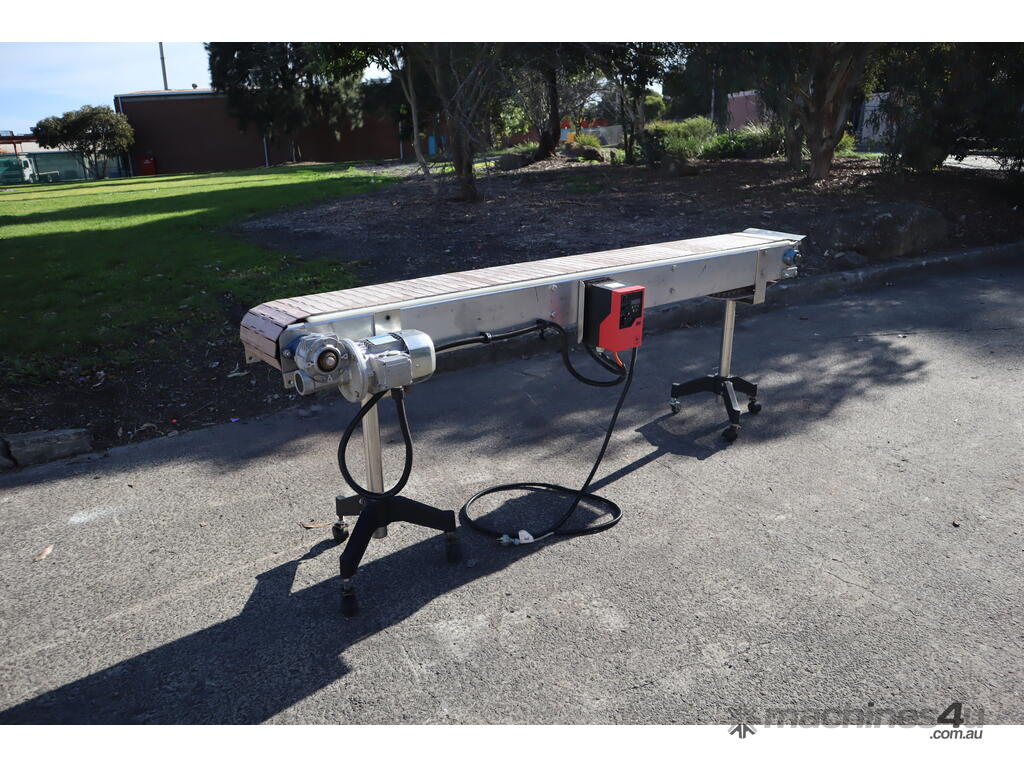 Used 2.3m L Stainless Steel Motorised Variable Speed Belt Conveyor 2 3m ...