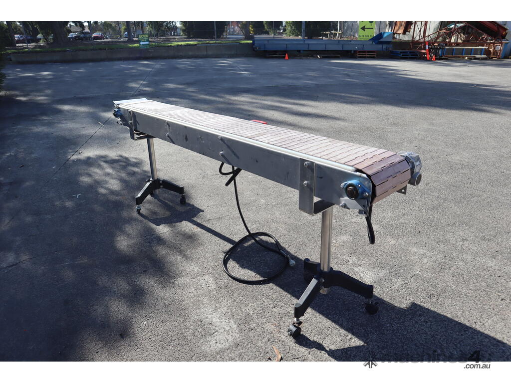Used 2.3m L Stainless Steel Motorised Variable Speed Belt Conveyor 2 3m ...