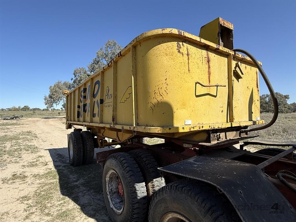 Buy Used chassis tipper CHASSIS TIPPER Trailers (1170031)