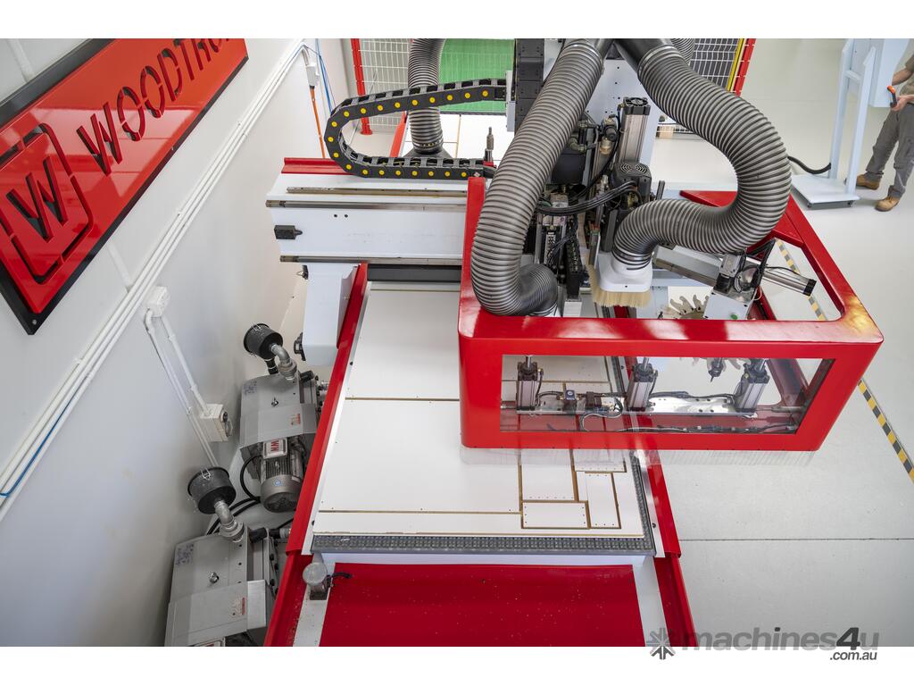 New 2024 woodtron ADVANCE AUTO SERIES Flatbed/Nesting CNC's (38131)