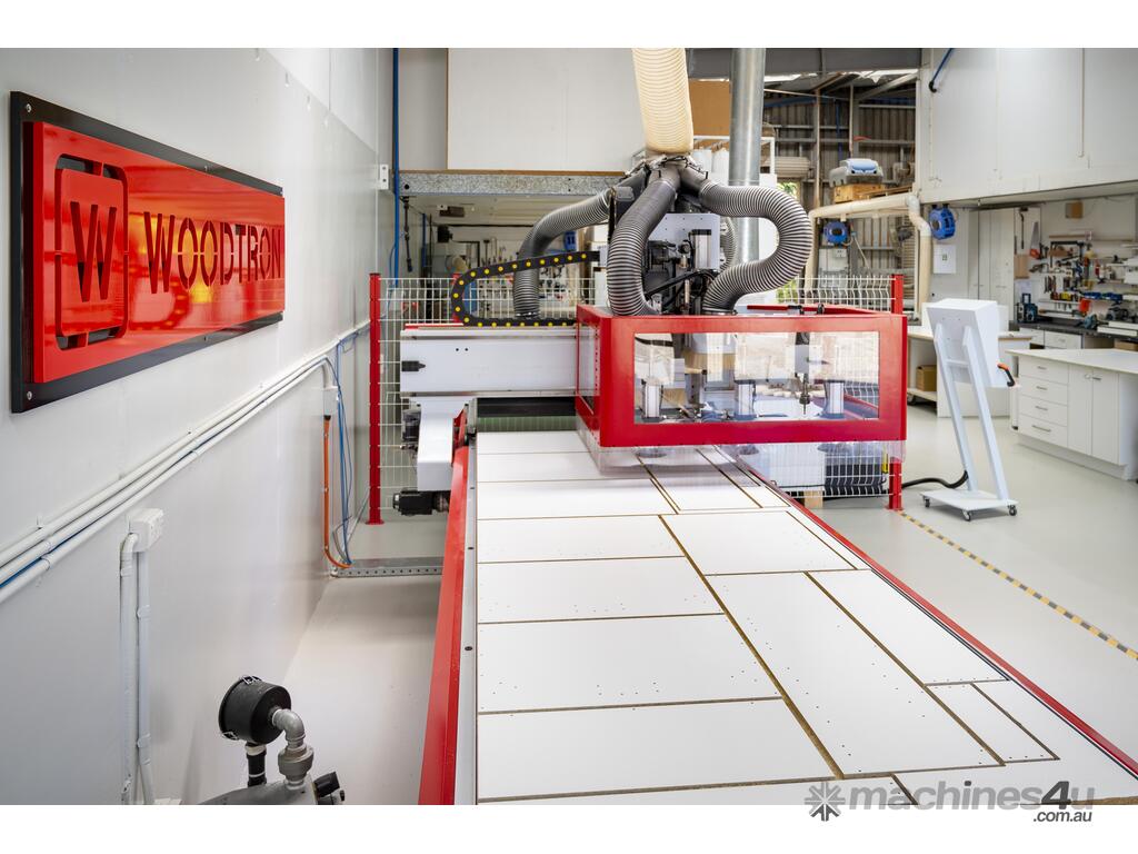 New 2024 woodtron ADVANCE AUTO SERIES Flatbed/Nesting CNC's (38131)