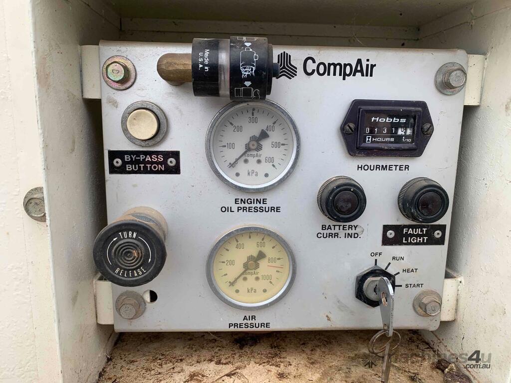 Used compair Z100T Air Compressor Dryer (674731)