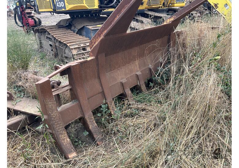 Used Stick Rake suited for Dozer in , - Listed on Machines4u