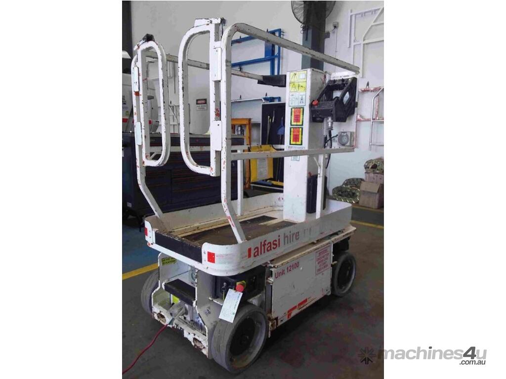 Used 2014 jlg 2014 JLG 1230ES Electric Vertical Mast Lift with EQSS Elevated Work Platform ...