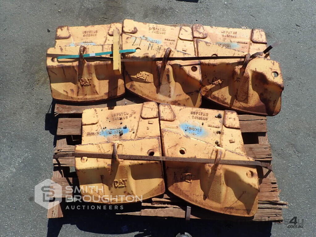 Used 5 X CATERPILLAR LIP PROTECTORS UNUSED Bucket Teeth in , - Listed ...