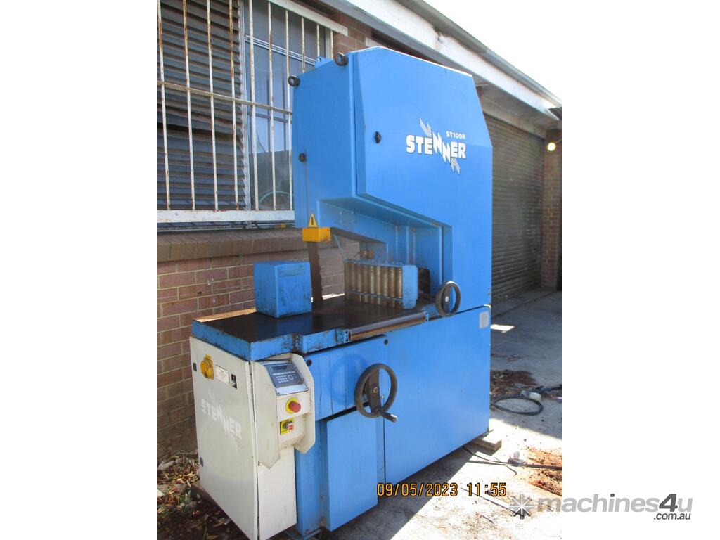 Used 2009 stenner ST100R Wood bandsaw (939132)