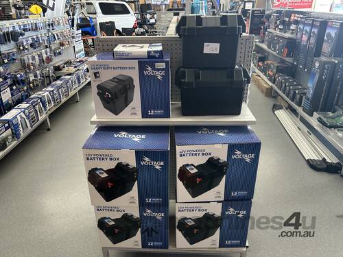 Used 7 X Assorted Battery Boxes (1079733) - Listed on Machines4u