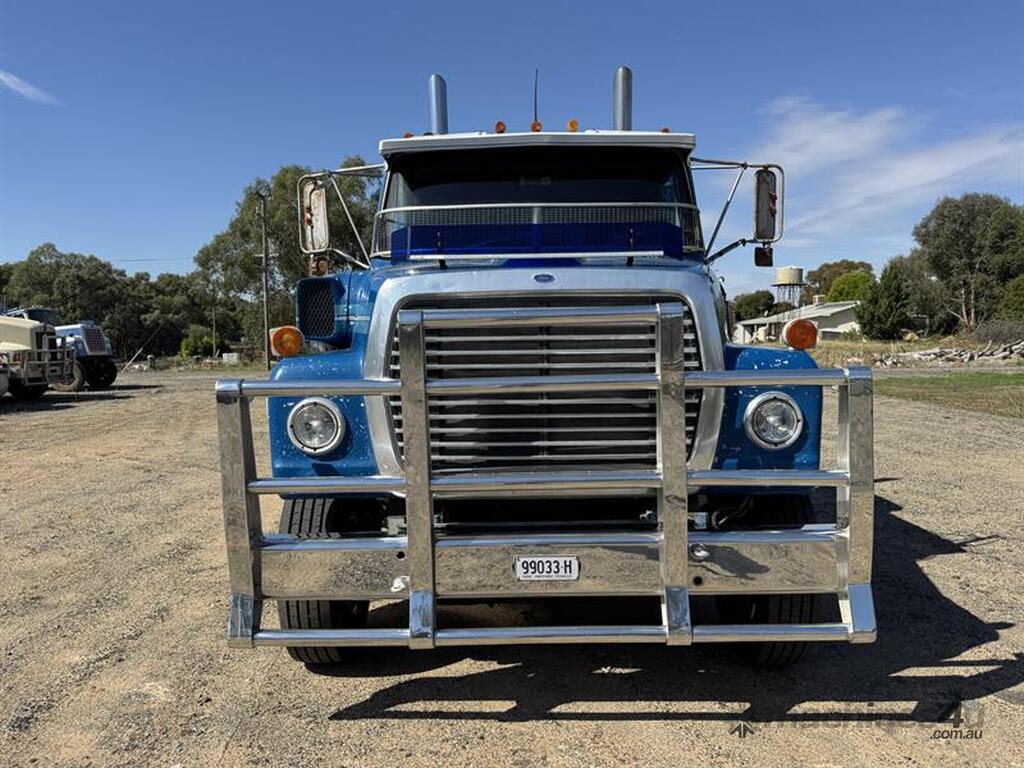 Buy Used 1982 Ford 1982 FORD LNT 9000 PRIME MOVER Trucks (1097433)