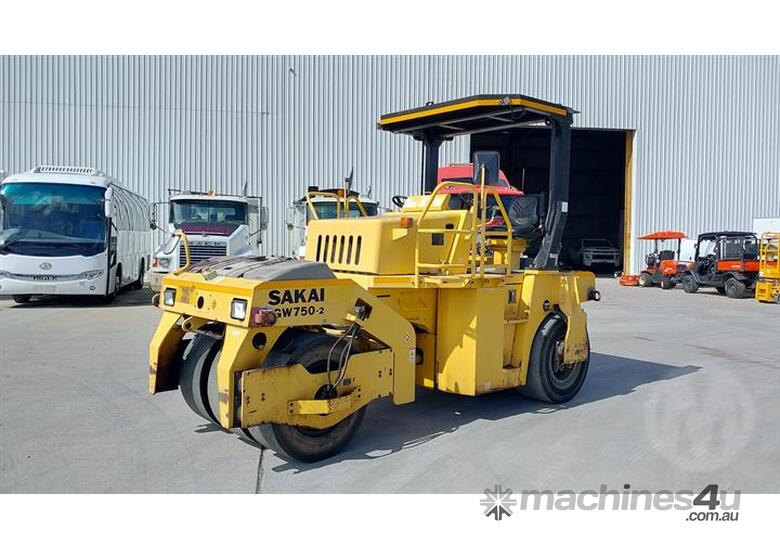 Used sakai Sakai GW750-2 Multi Wheel Roller (1114333) - Listed on ...
