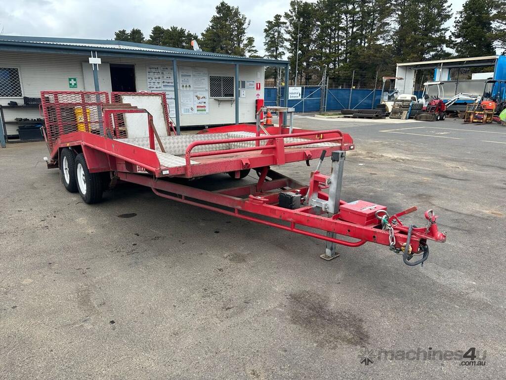 Buy Used 2012 Dean Trailers 18 Trailers (1148433) - Listed on Machines4u
