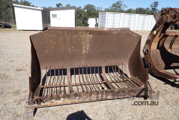 Used Loader Buckets - Second (2nd) Hand Loader Buckets - for sale