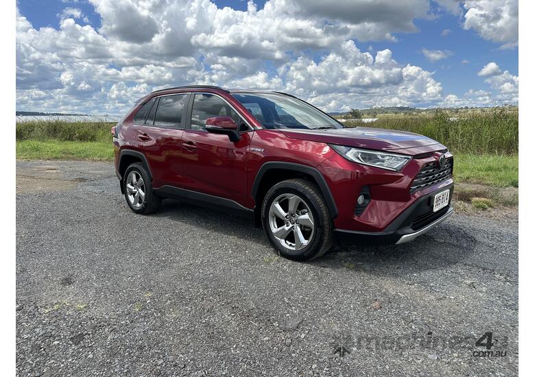 Buy Used 2021 Toyota 2021 Toyota RAV4 GXL Hybrid Wagon in , - Listed on ...