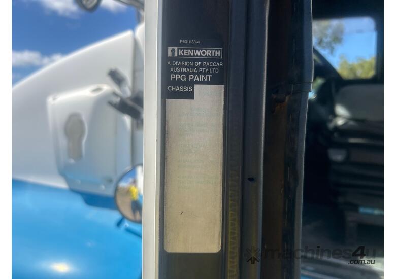 Buy Used 2010 Kenworth T408 Trucks (1197334) - Listed on Machines4u