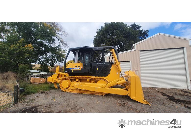 New 2021 dressta New 2021 Dressta TD25M Extra Crawler Dozer Dozer in ...