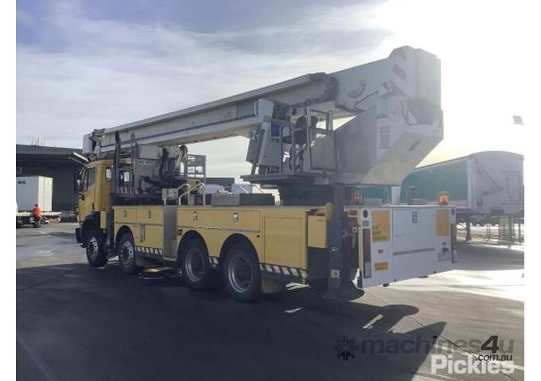 Buy Used mercedes benz 2435 SUPER CLASS Utes in , - Listed on Machines4u