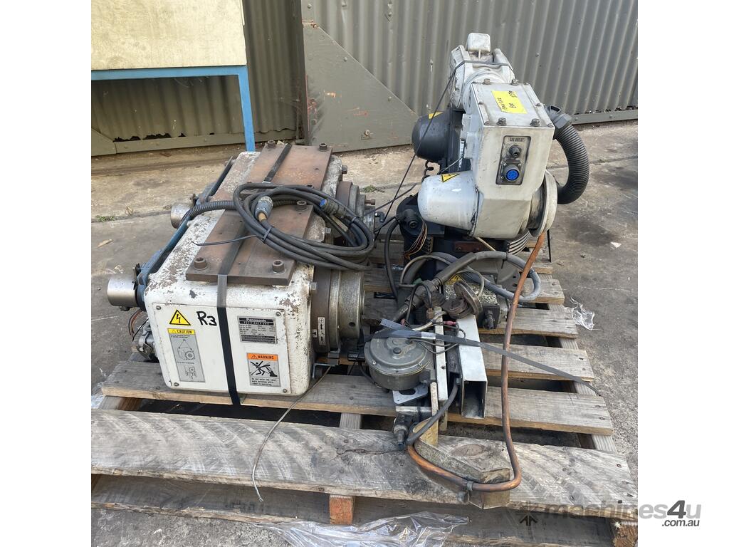 Used panasonic PanaRobo VR-006CEIII YA-1KAR61Y Welding Robot in OTTOWAY, SA