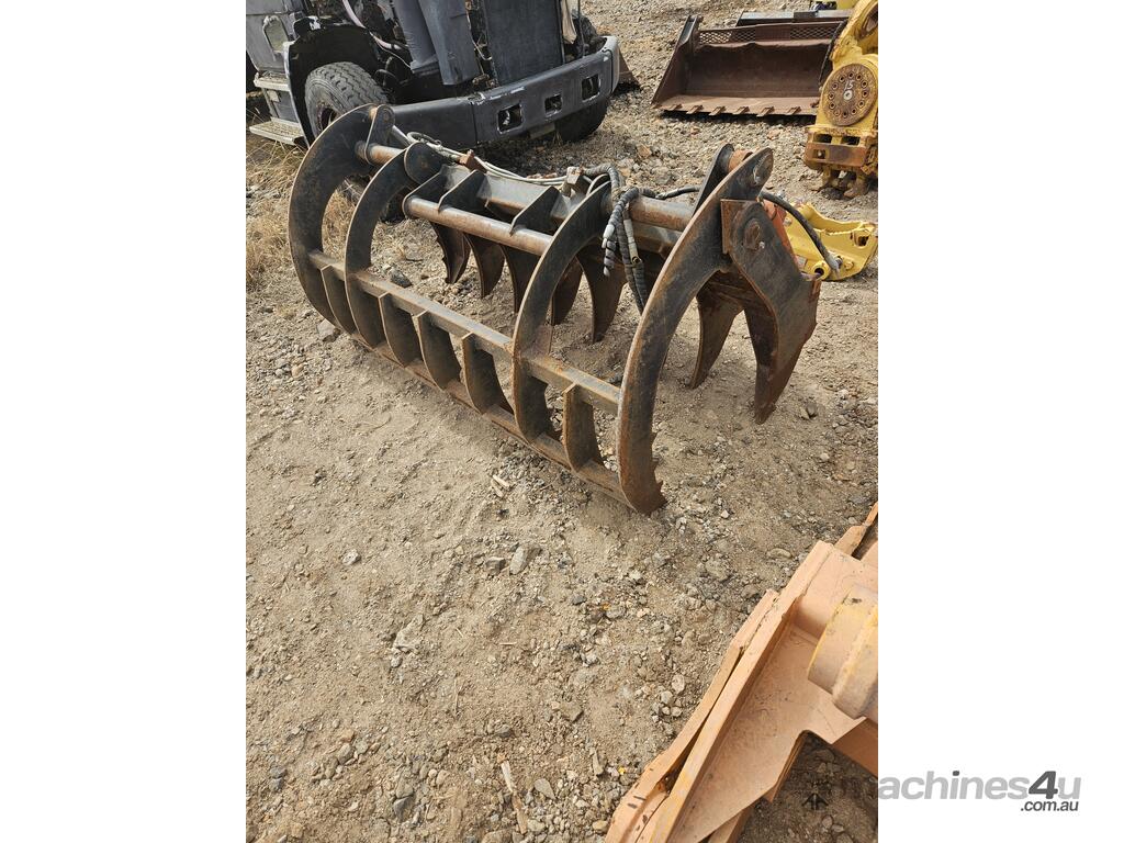 Used Not Specified Unknown Skid steer claw grab Side Loader Forklift ...