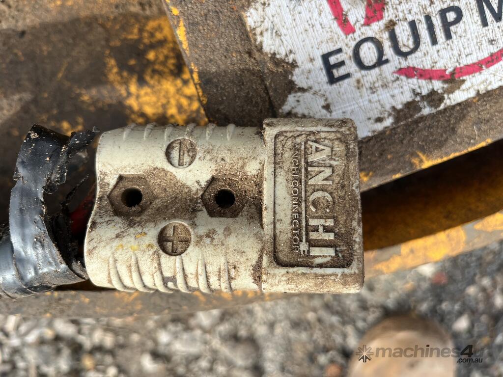 Used AR Equipment Magnet Excavator Attachment (1126535)