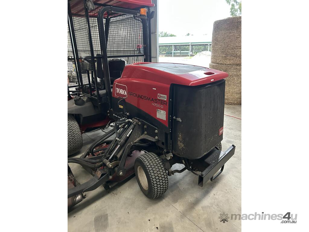 Used 2016 toro groundmaster 4700d Ride On Mowers (1128435)