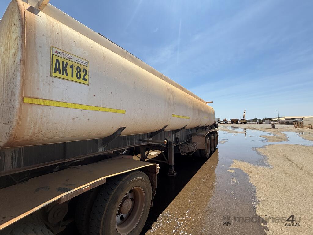 Buy Used howard porter 2018 Howard Porter TRI470 Water Trailer Port ...