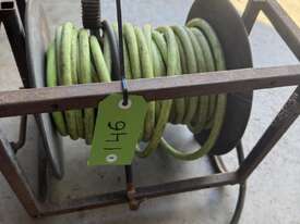 Used X1 air hoses for prattley weigh crate (1200735)