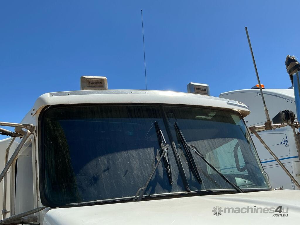 Buy Used 2013 Kenworth T403 Day Cab Trucks (1200935)