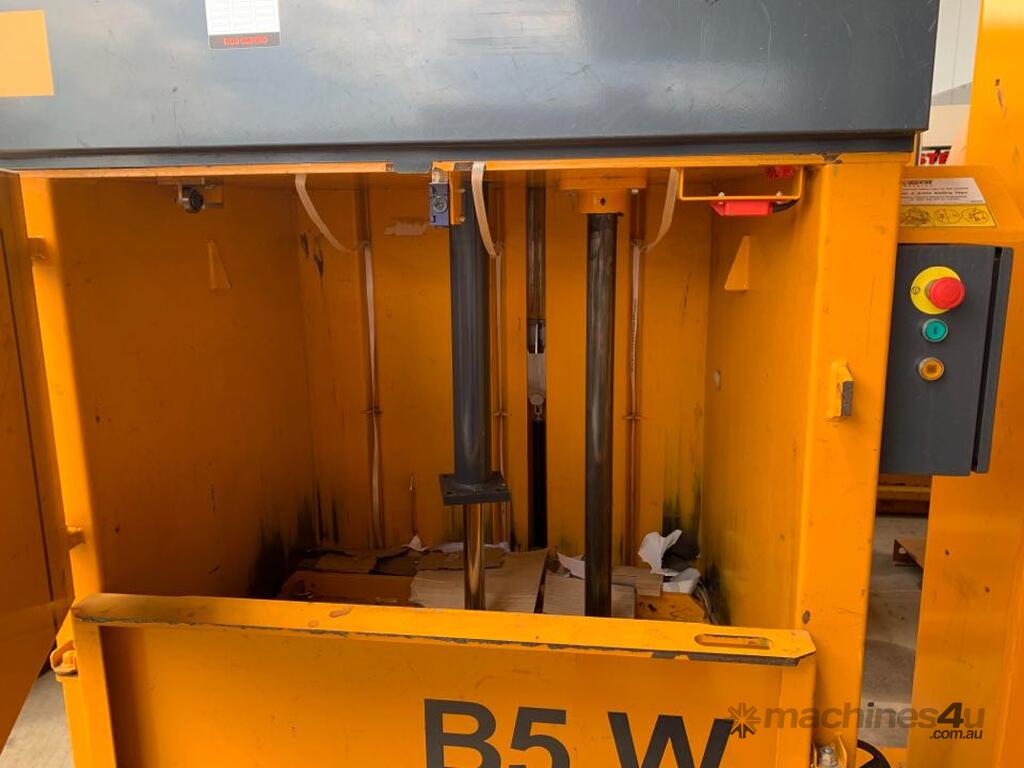 Used 2015 Bramidan B5W Plastic Balers (654035)