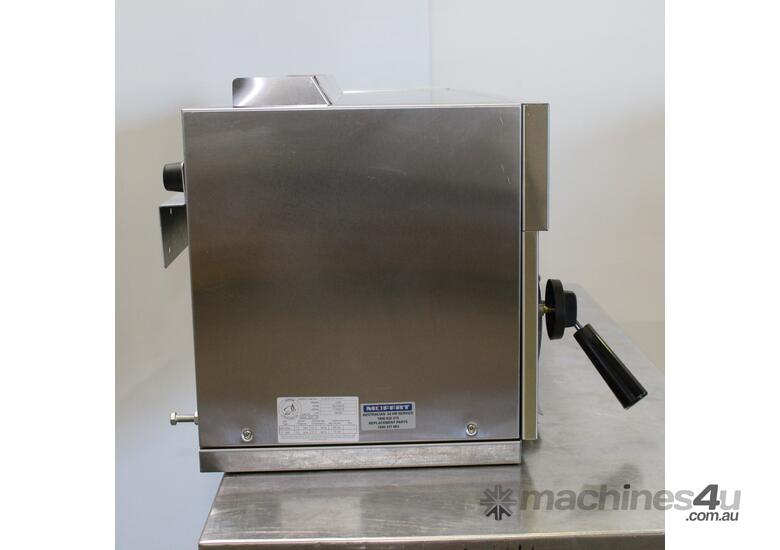 Used cobra CS9 Gas Salamander in , - Listed on Machines4u