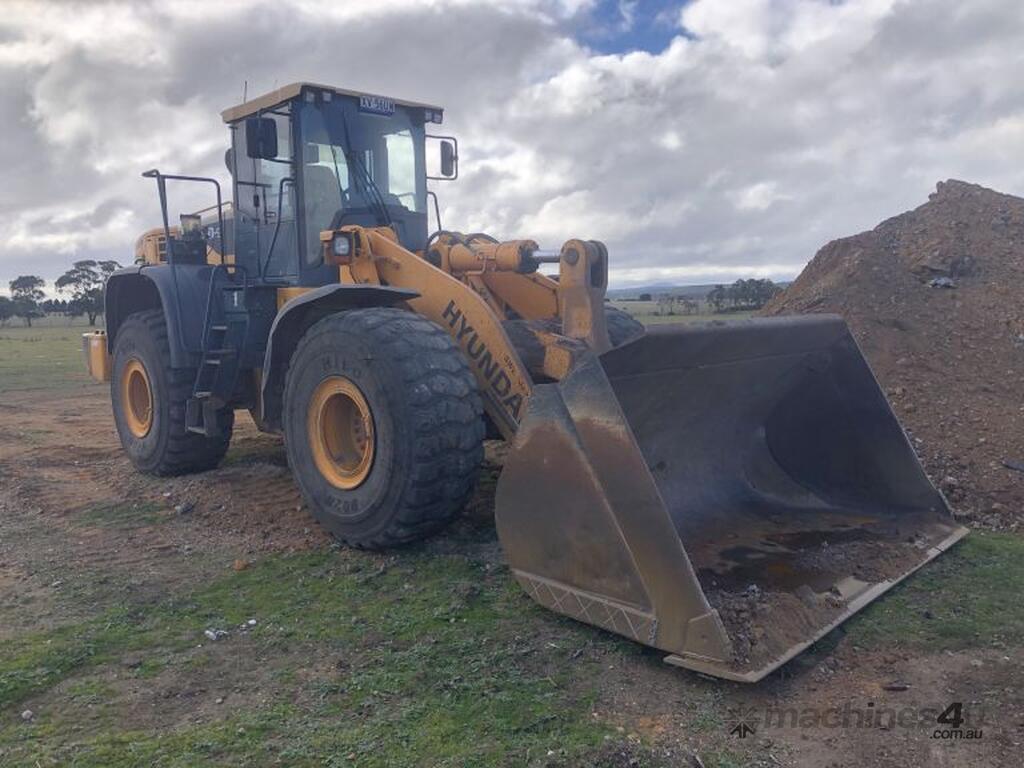 Used 2012 hyundai HL770-9 Wheeled Loader in , - Listed on Machines4u