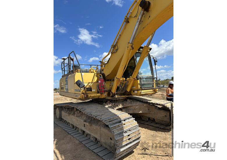 Used 2018 komatsu PC300 LC 8M0 Excavator (1073536) - Listed on Machines4u