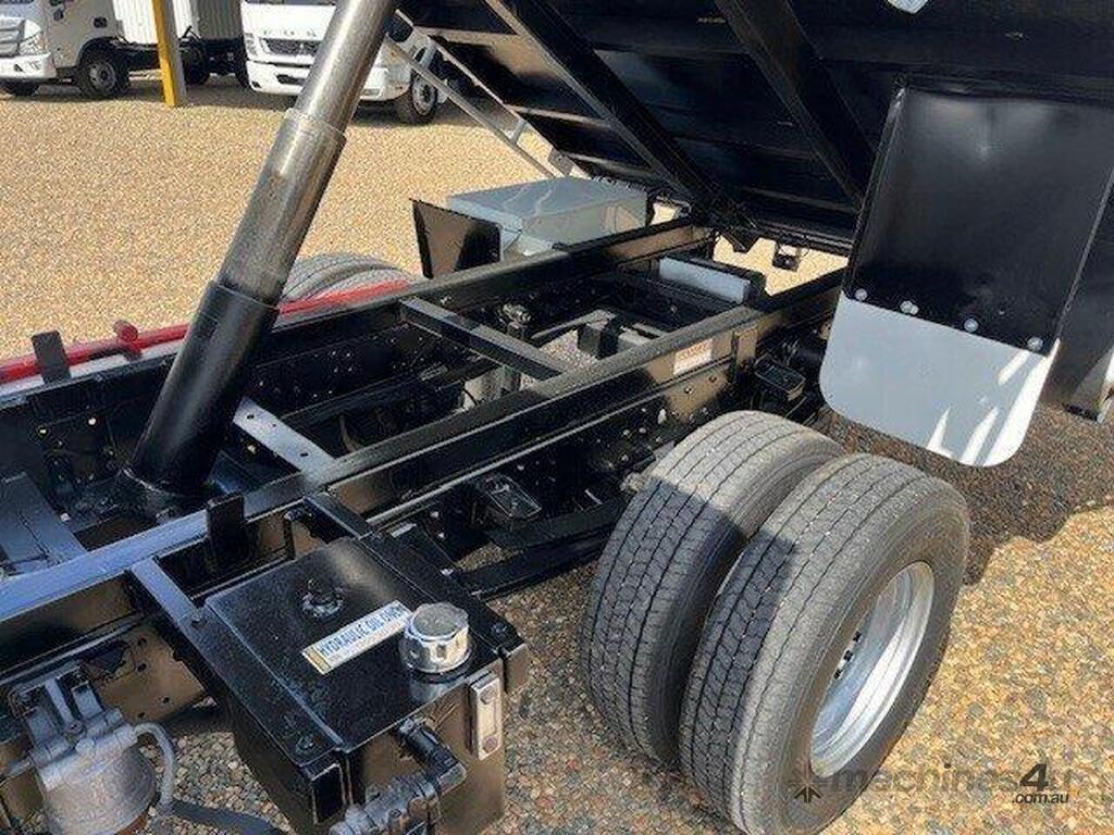 Buy Used 2010 Hino 716 Cab Chassis Trucks (1076336) - Listed on Machines4u