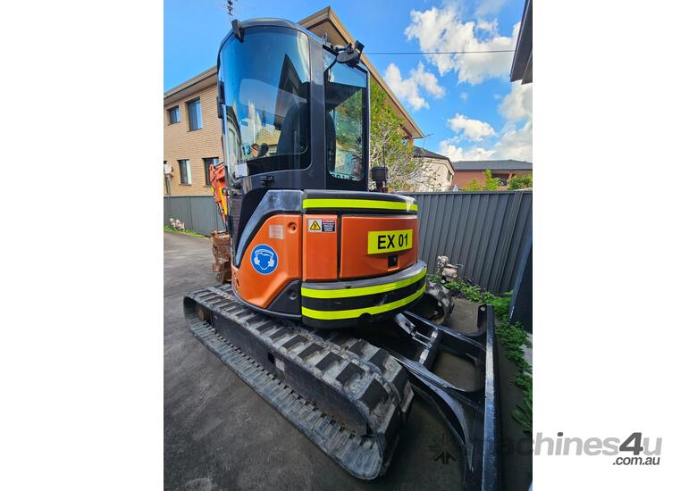 Used 2011 Hitachi ZX50U-3 Mini Excavators (1111736) - Listed on Machines4u