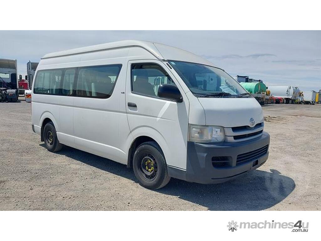 Buy Used Toyota Toyota HiAce KDH223R Upgrade Buses (1186836) - Listed ...