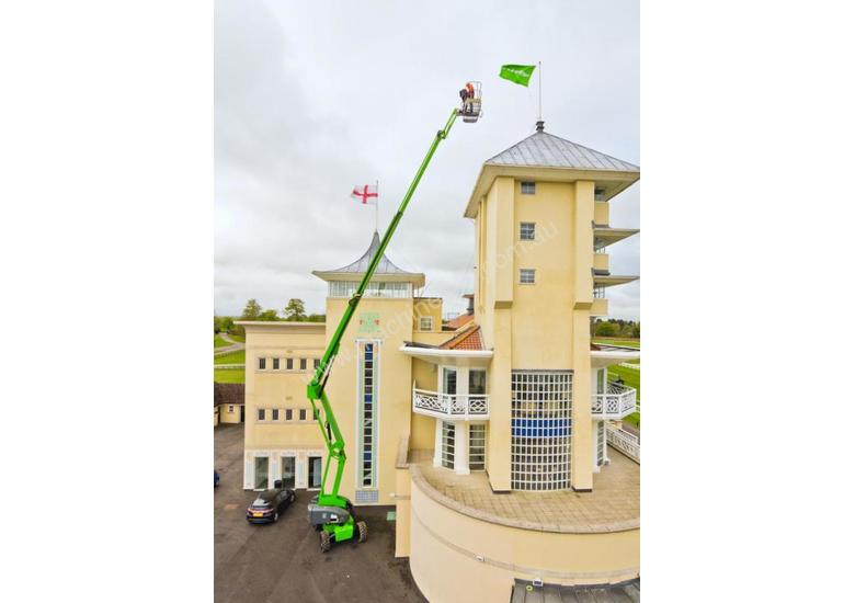 New niftylift HR28 HYBRID 4X4 21-30m Truck Mounted Lift in , - Listed ...