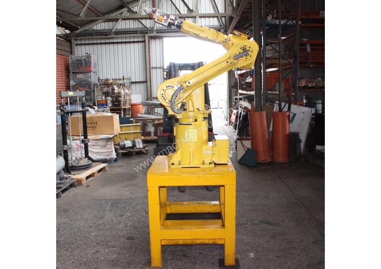 Used fanuc M-16i R-J3 Robotic Arms in OTTOWAY, SA