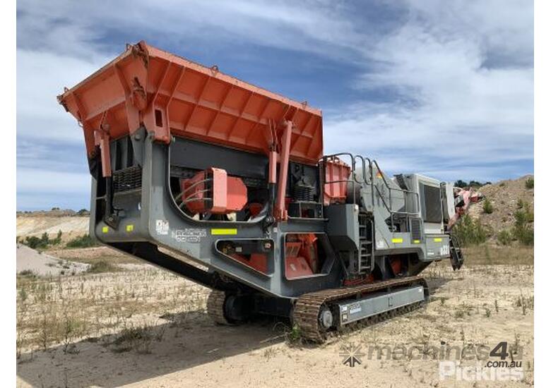 Used sandvik 2014 Sandvik QJ331 Mobile Jaw Crusher in , - Listed on ...