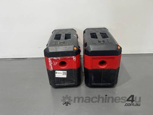 Used Milwaukee cordless wet dry vacs Industrial Vacuum Cleaners in ...