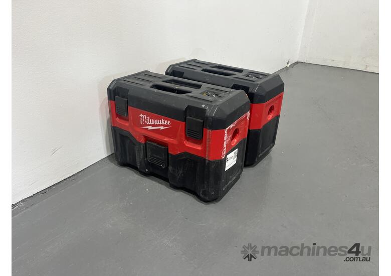 Used Milwaukee cordless wet dry vacs Industrial Vacuum Cleaners in ...