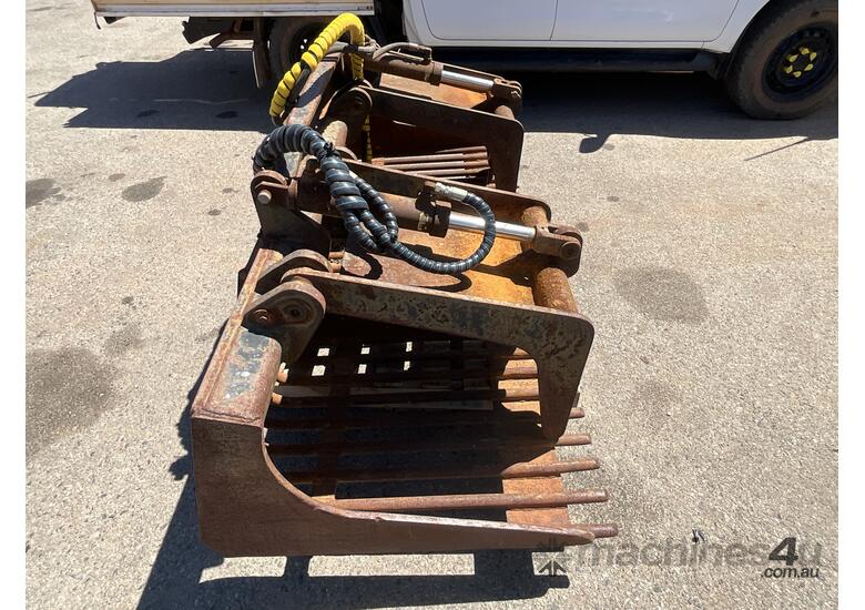 Used CAT CAT Rake Grab Attachment (1057338) - Listed on Machines4u