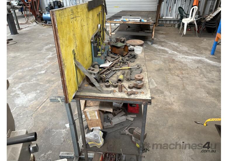 Used Workbench Work Benches (1072338) - Listed on Machines4u