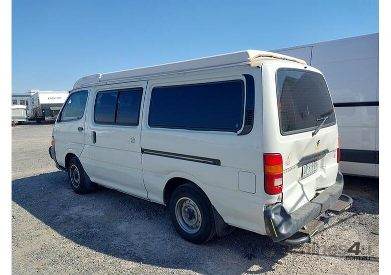 Buy Used Toyota HIACE Trucks (1095938) - Listed on Machines4u
