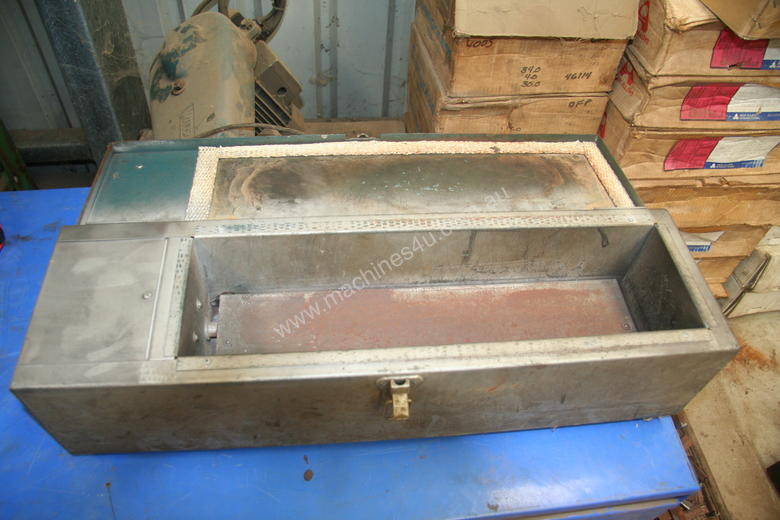 Used Not Specified Unknown CARRY BOX PORTABLE ELECTRODE OVEN Portable ...